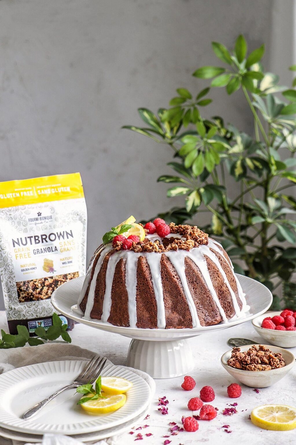 Bundt Cake with Lemon, Raspberries, White Chocolate and Muesli | La Fourmi